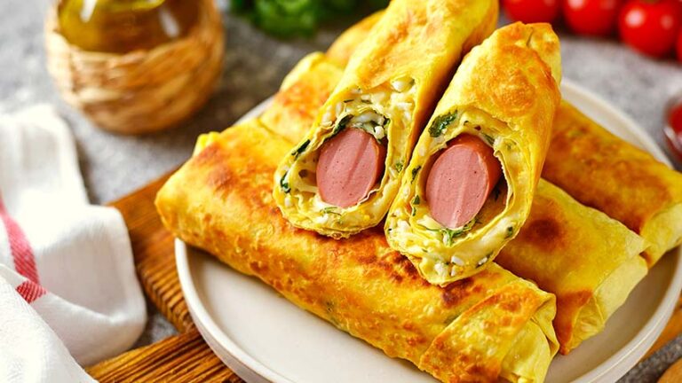 Taco de Huevo Relleno de Salchicha - Hacelo con Huevos • Costa Rica